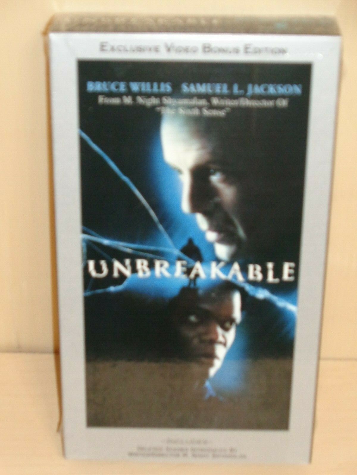 Unbreakable (VHS, 2001, Bonus Edition) Samuel L. Jackson, Bruce - New ...