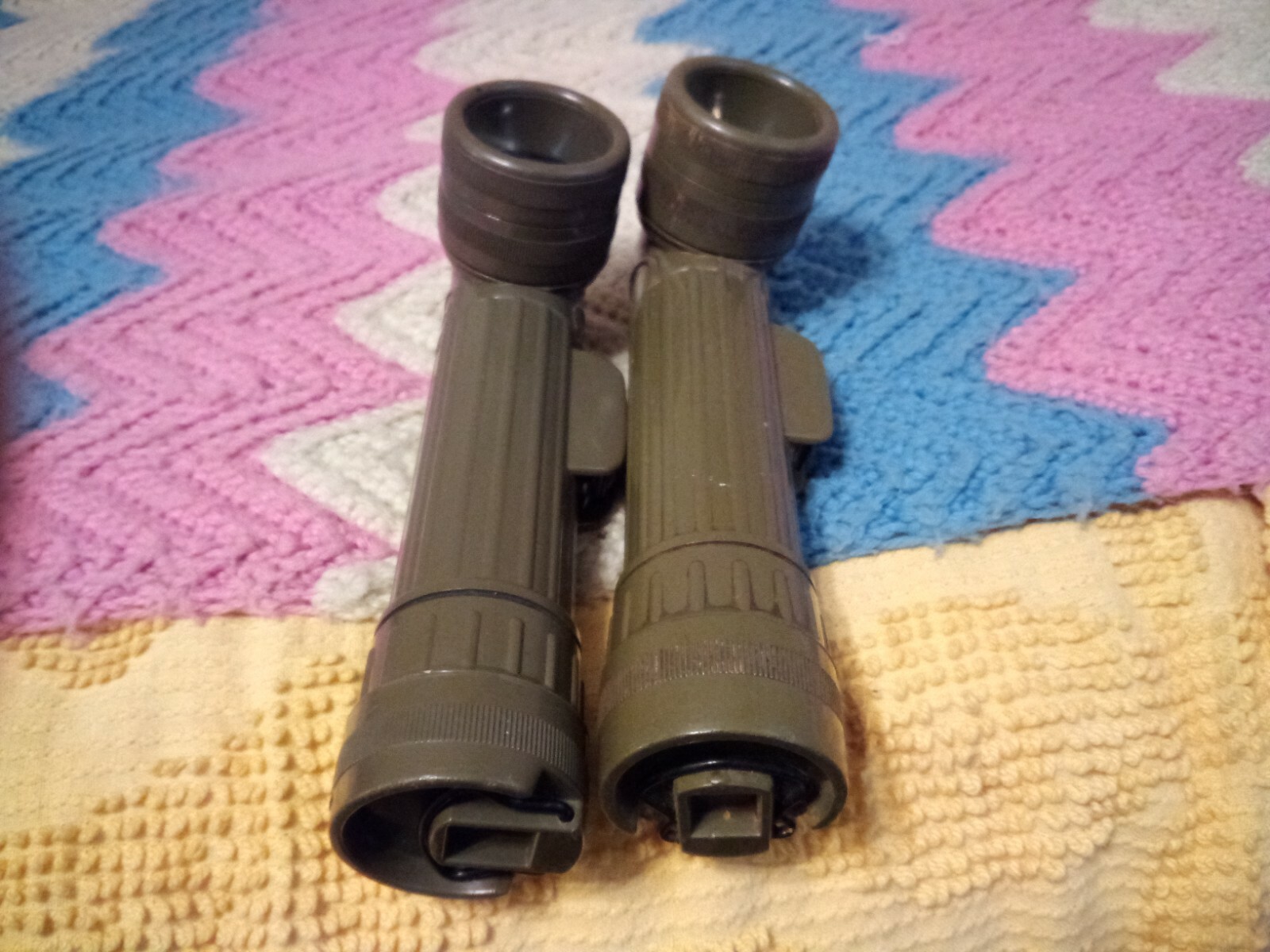 2 USED Military Fulton/GTPrice Flashlights MX991/U Flashlight OD Green ...