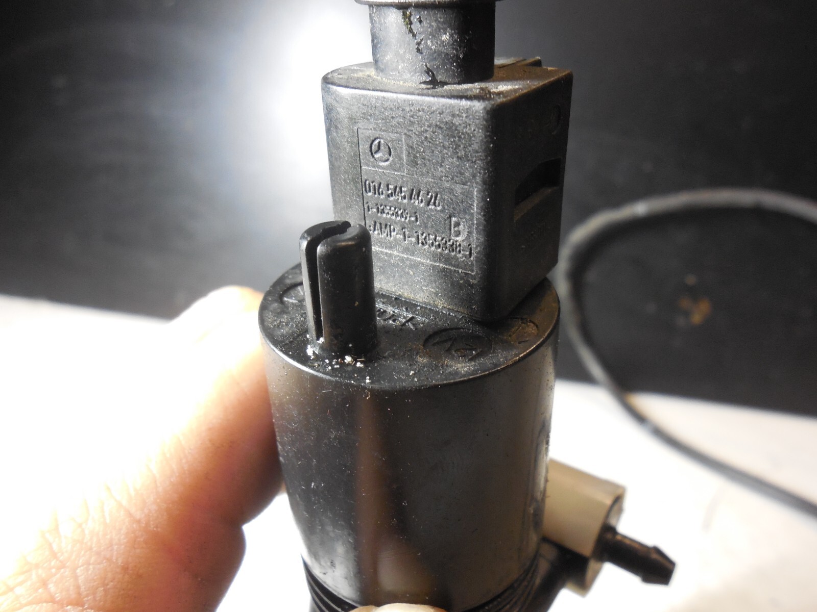 Mercedes R350 Windshield Washer Pump W/Pipe Hose 0165454626 1648602792 ...