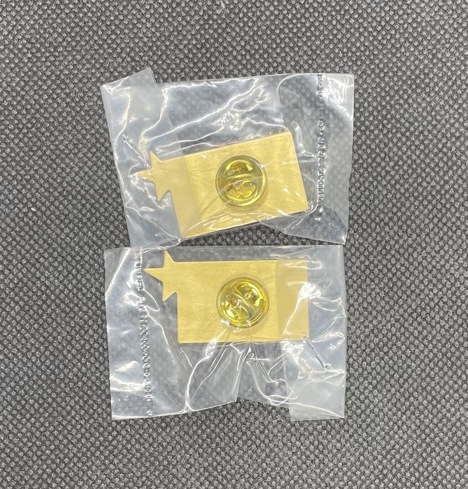 2 Vote 2004 ABC Pins New Sealed Pinback George W. Bush/Kerry President ...