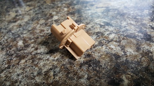 00 -01 toyota camry socket tail light taillight 90069-81004 9006981004 ...