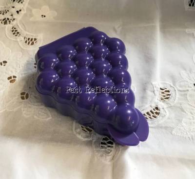TUPPERWARE GRAPE FRUIT LOCKER KEEPER FORGET ME NOT PURPLE | eBay