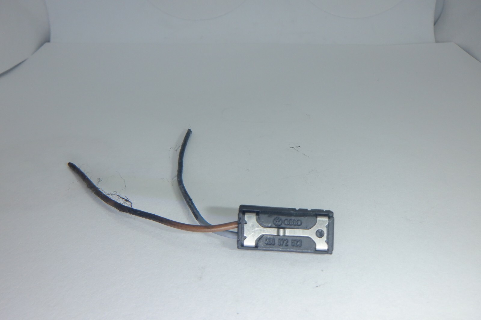 2004 AUDI A8 2 PIN PIGTAIL FLAT CONTACT HOUSING USED 4B0 972 623 | eBay