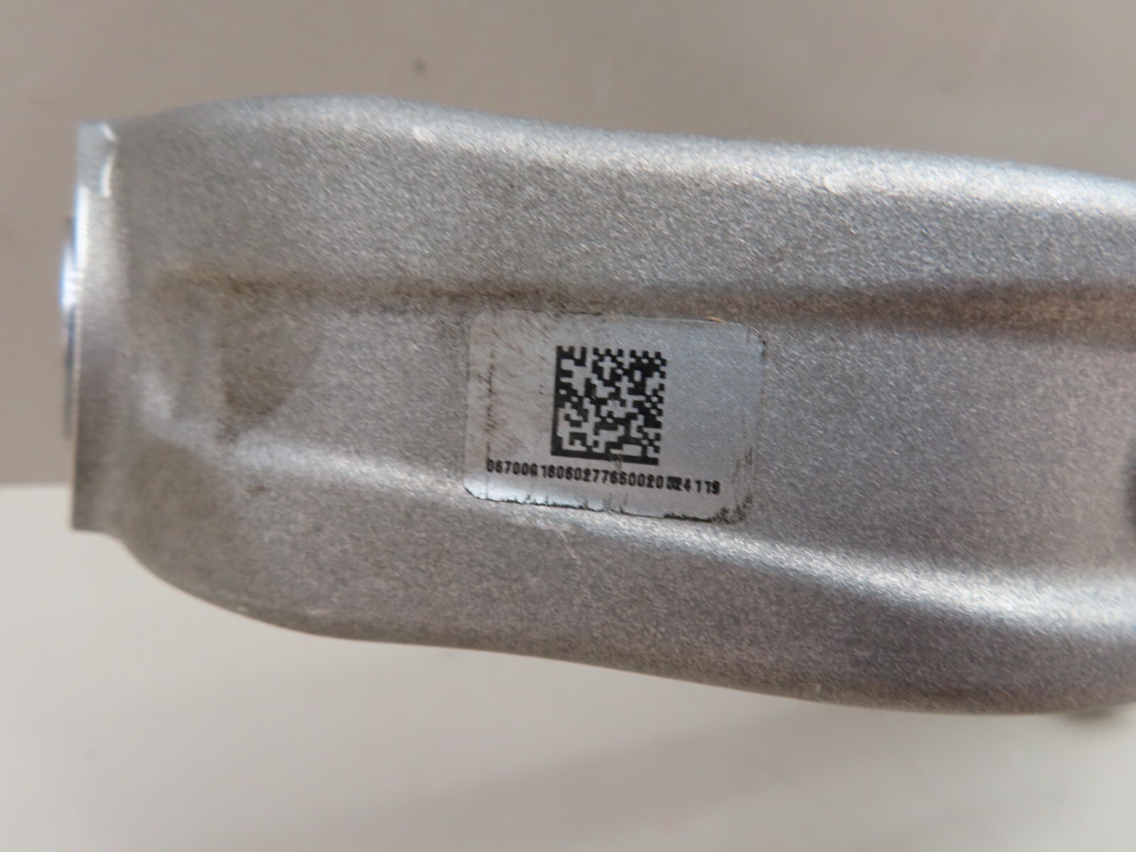 16 Maserati Ghibli M157 Front Right Passenger Spindle Hub Knuckle ...