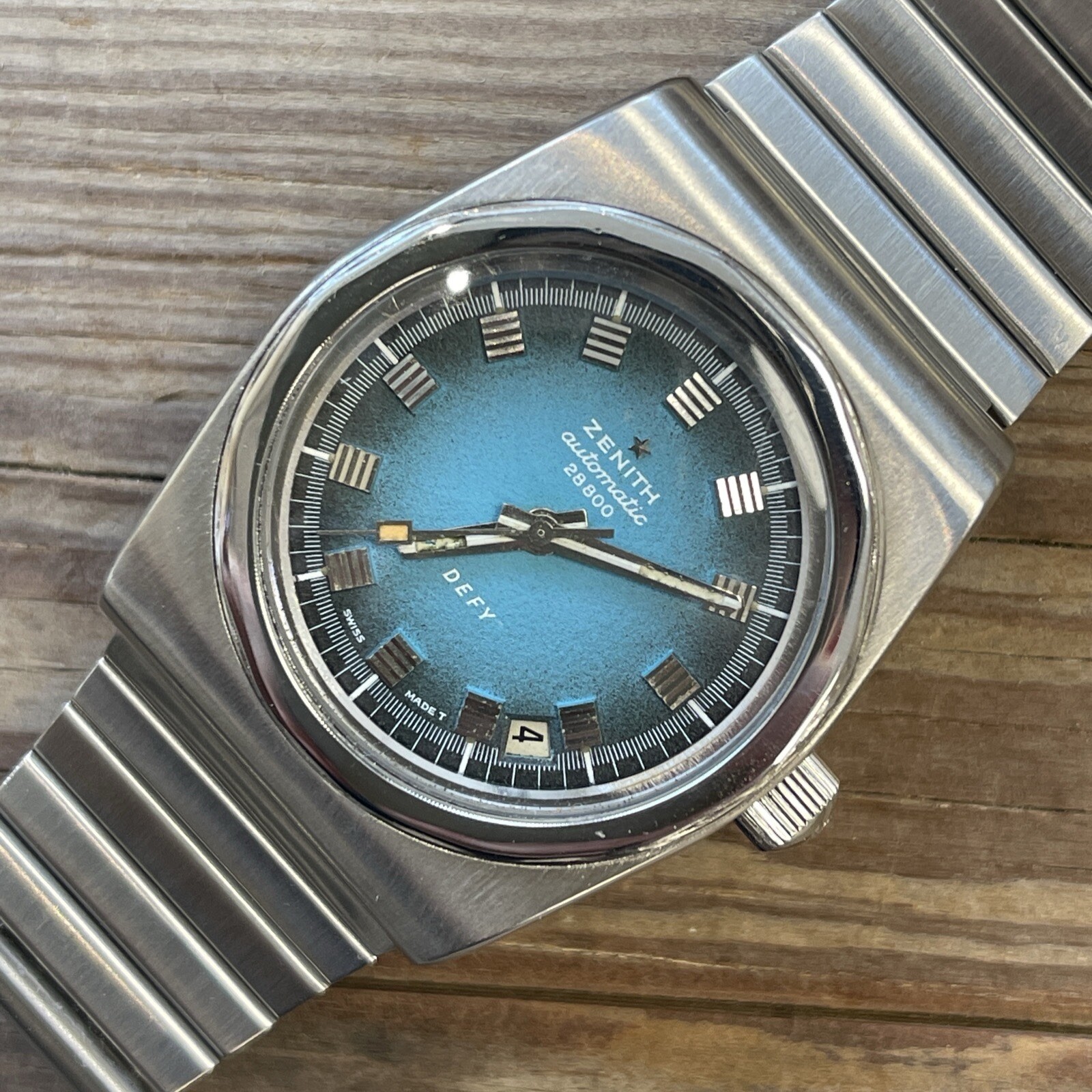 Vintage Zenith Defy Blue fume Sunburst Dial a7682 Automatic Watch | eBay