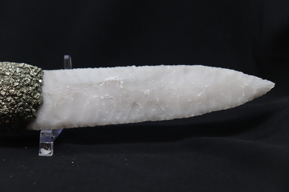 Flint Knapped Knife Arkansas Novaculite w/Polished Opalite Handle ...