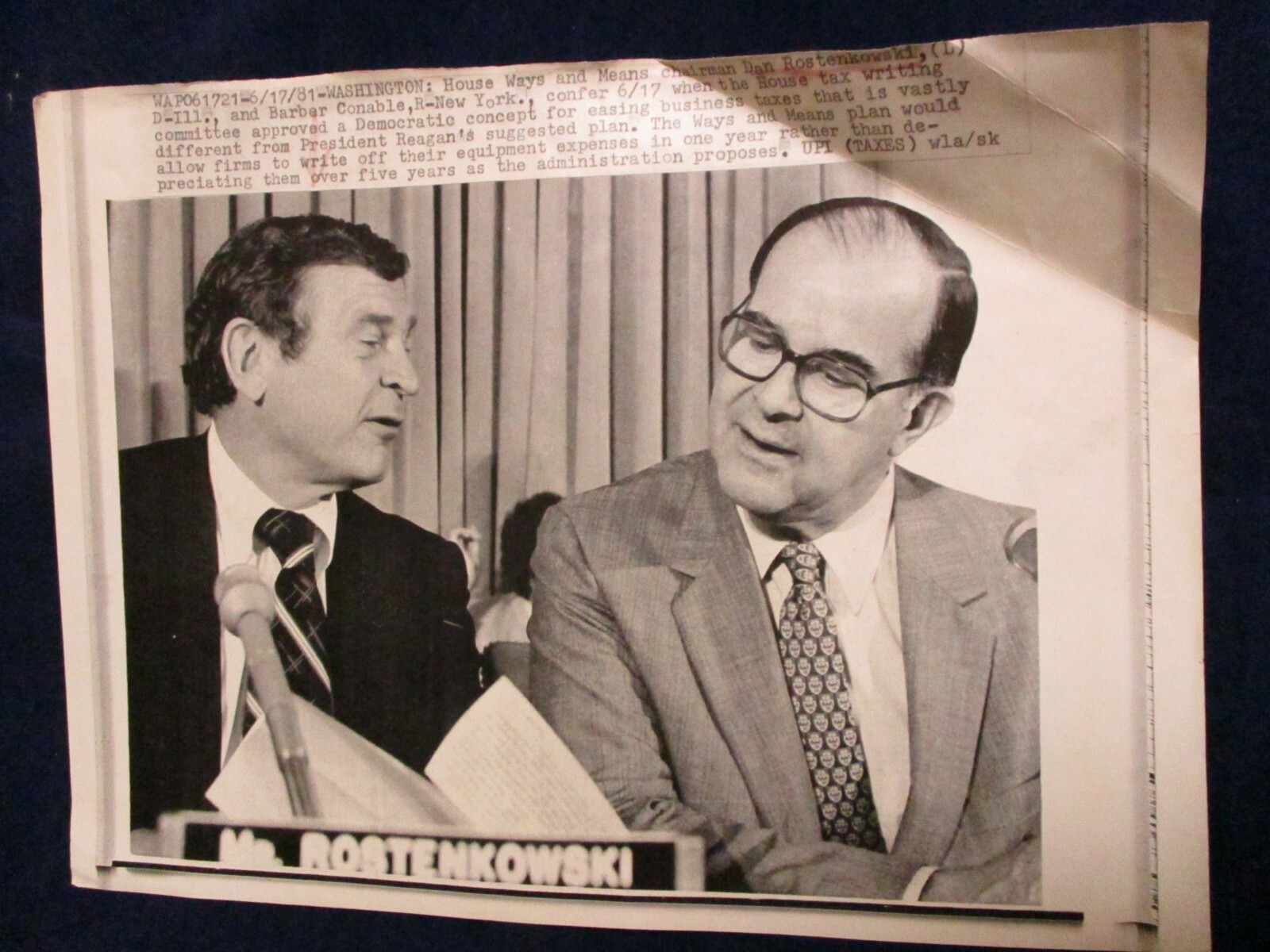 Wire Press Photo 1981 Dan Rostenkowski Barber Conable Ways and Means ...