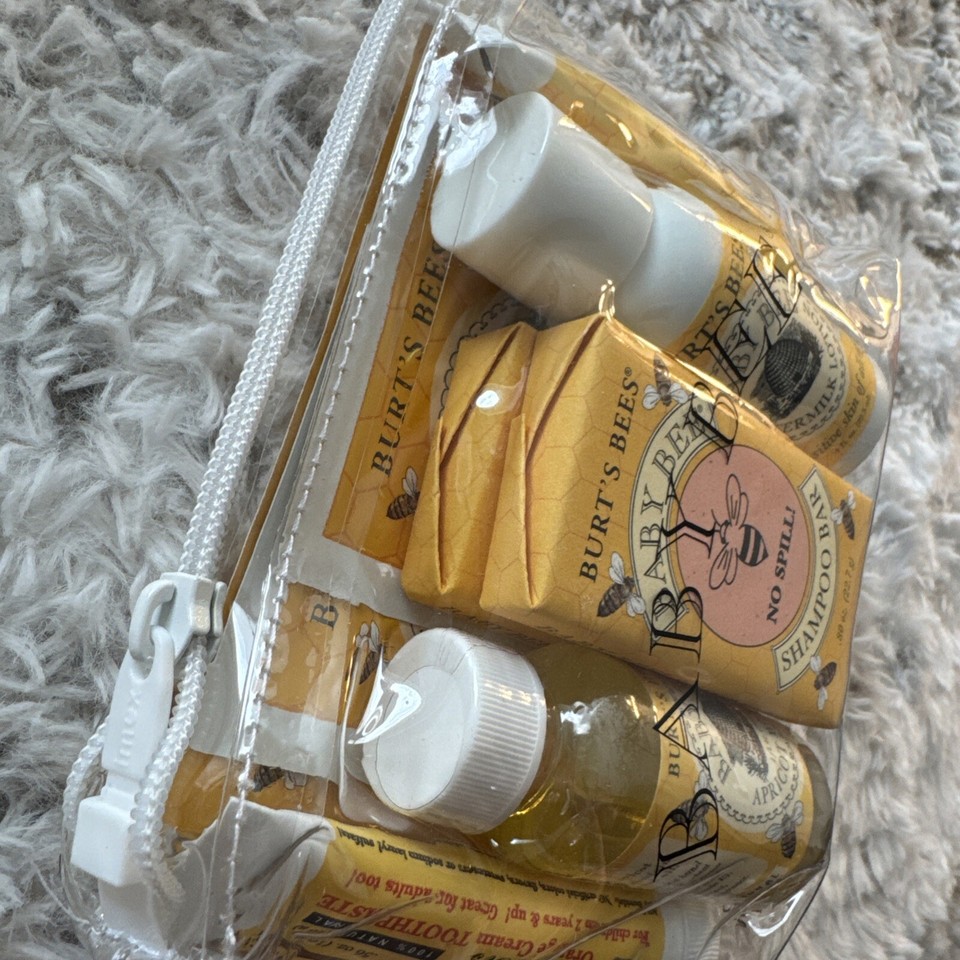 NEW Burts Bees Baby Bee Getting Started Kit Travel Diaper Bag Mini ...