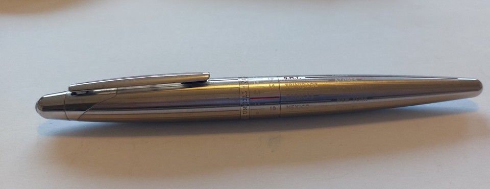 Dunhill AD2000 GMT Limited Edition Fountain Pen | eBay UK