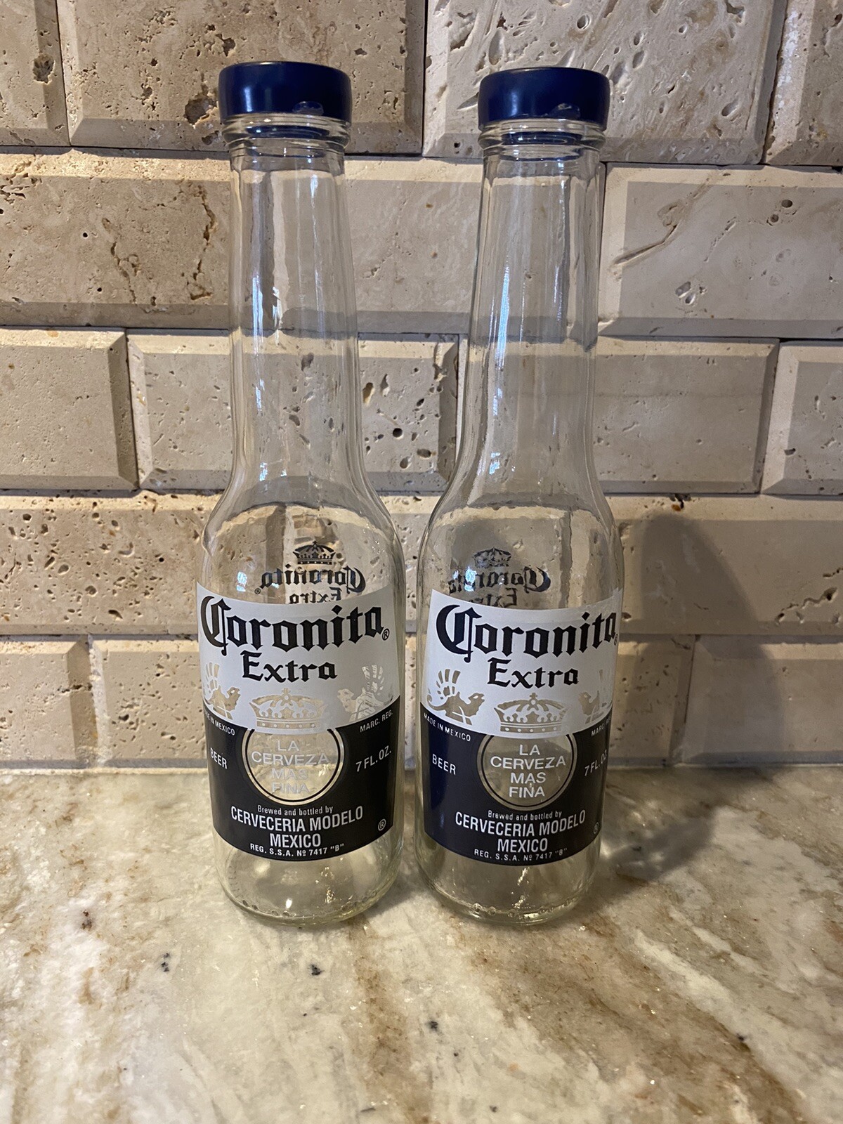 Corona Extra Bottle Shaped Salt and Pepper Shakers | eBay.de
