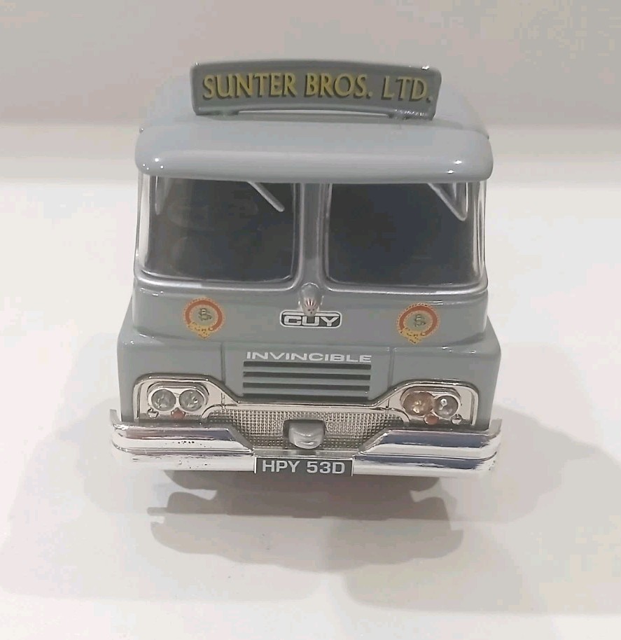 CORGI 1/50th SCALE GUY INVINCIBLE TRACTOR UNIT SUNTER CODE 3 FOR CIRCUS ...