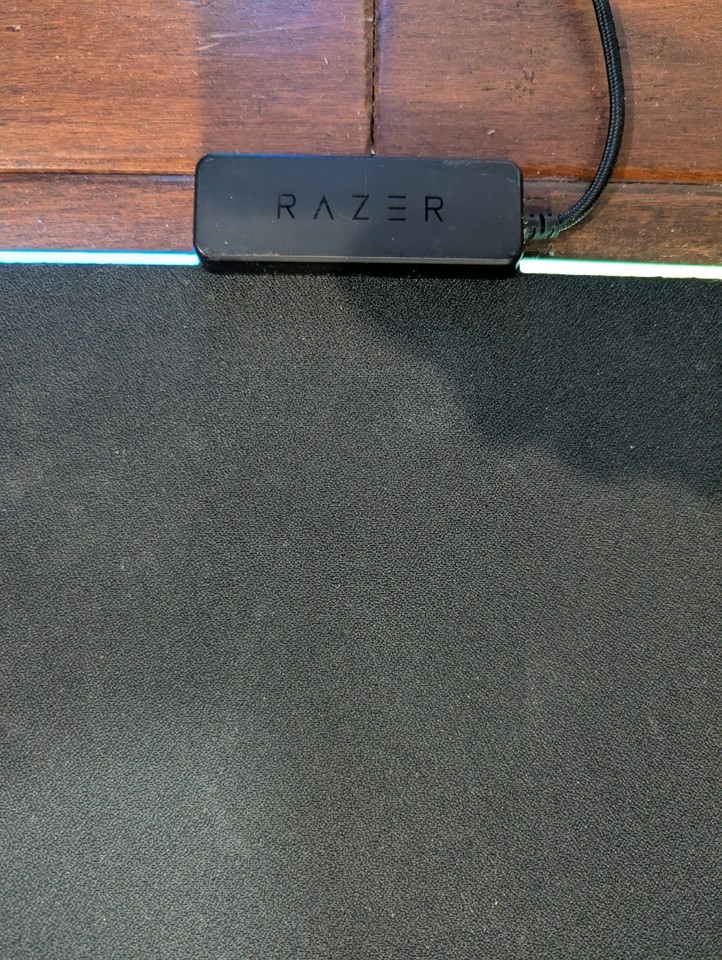 Razer Strider Chroma Hybrid Gaming Mouse Mat Chroma RGB Extended 900× ...