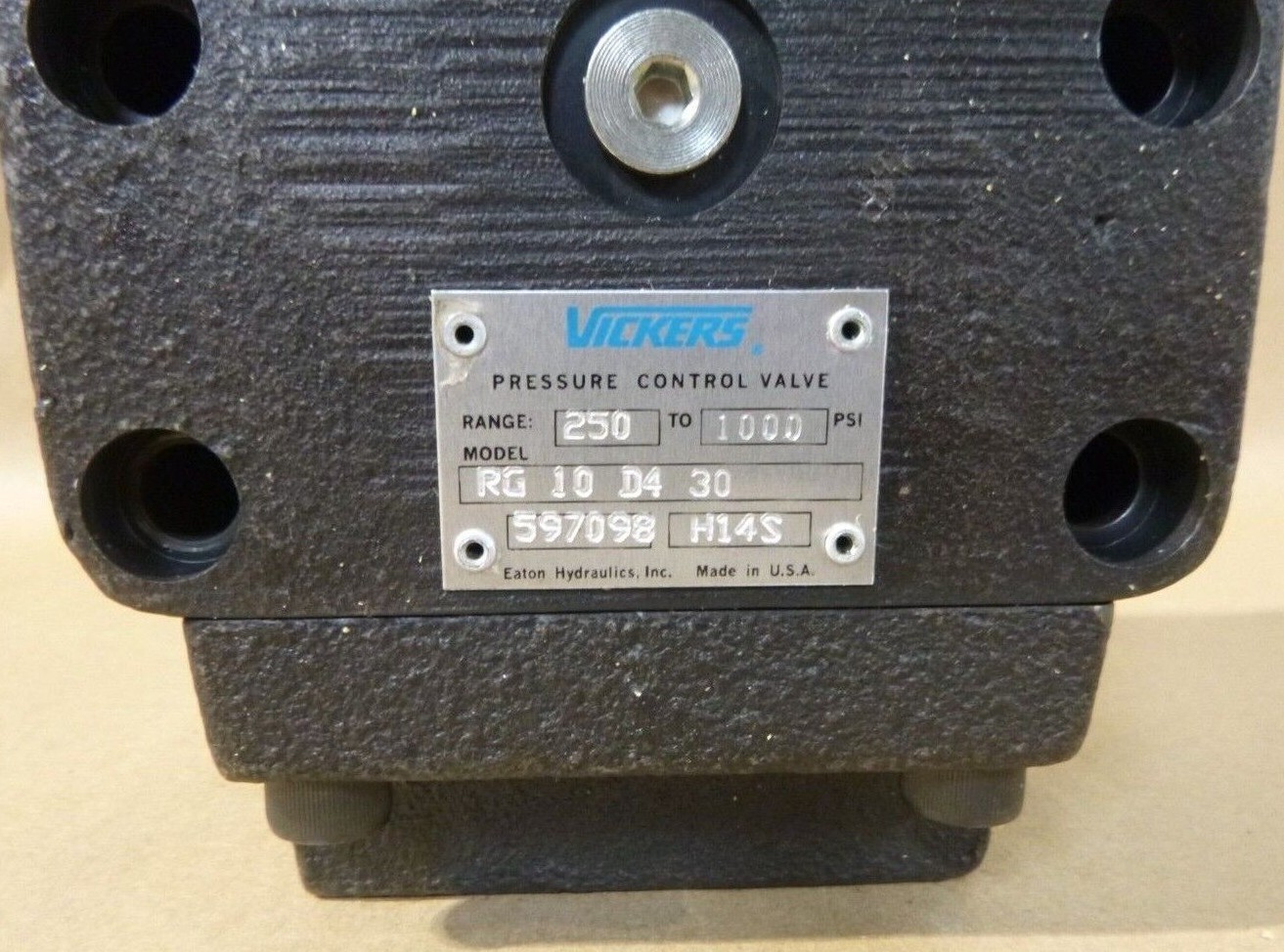 Vickers Pressure Control Valve 250 to 1000psi RG 10 D4 30 for sale ...