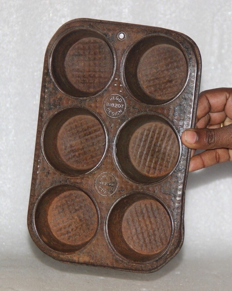 Vintage Regd no.818207 Unique Shape Different Designs Iron Cookies ...