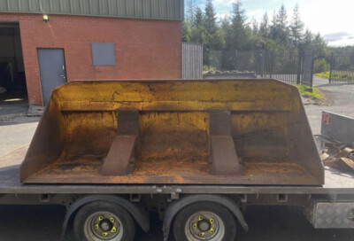 8ft Tip Toe Bucket Matbro / John Deere Pin and Brackets, Heavy Duty ...