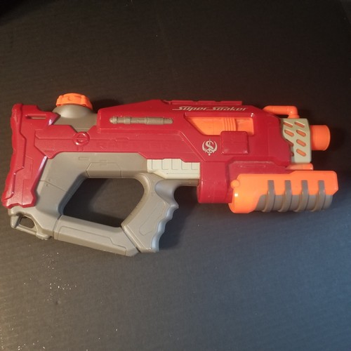 Super Soaker RATTLER Hasbro Red Water Gun 2009 PUMP | eBay