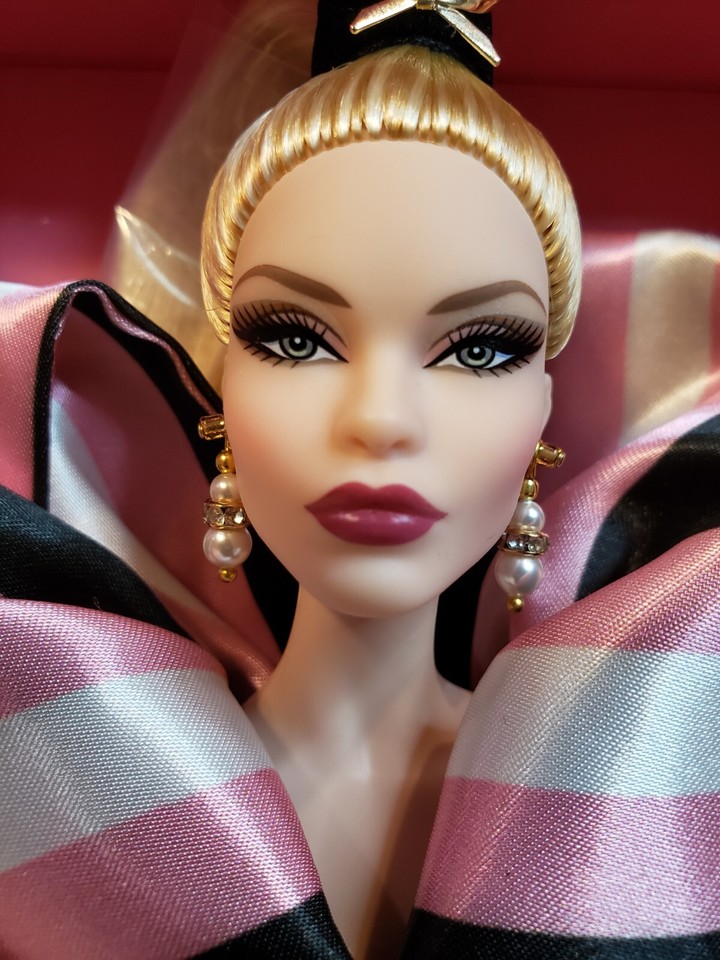 FOREVER CLASSIC BARBIE DOLL 2024 RFDC ROMA CONVENTION NINIMOMO ARTIST ...