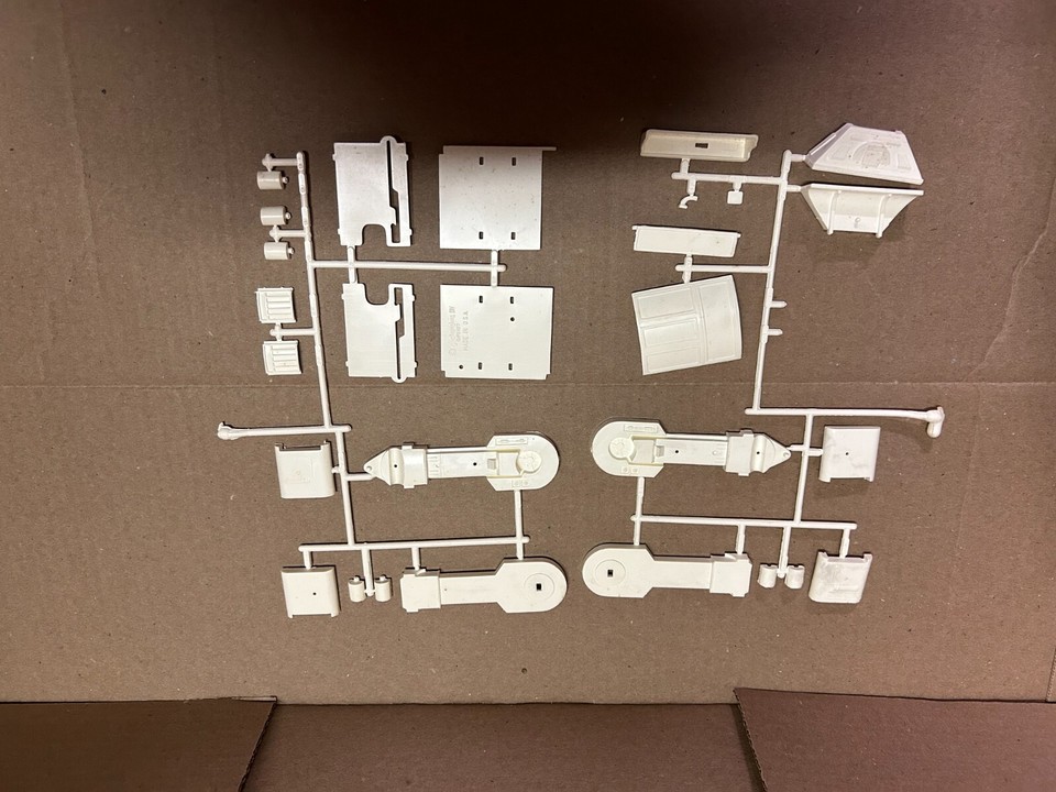Vintage 1977 Star Wars MPC R2-D2 Model Kit Unbuilt Complete | eBay