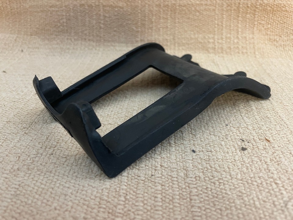 Yakima RailGrab Tower REPLACEMENT PARTS Raised Side Rail Roof Rack ...