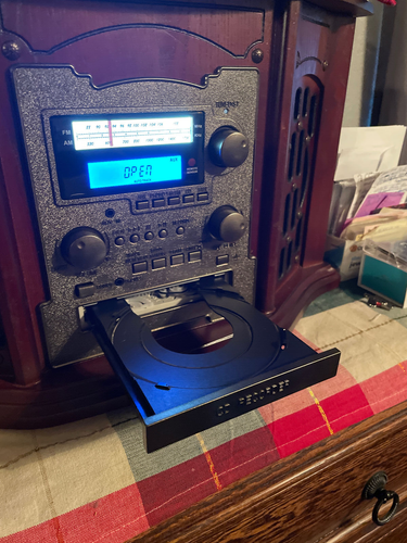 Innovative Technology ITRR-501 Wooden Recordable Music Center - Brown ...