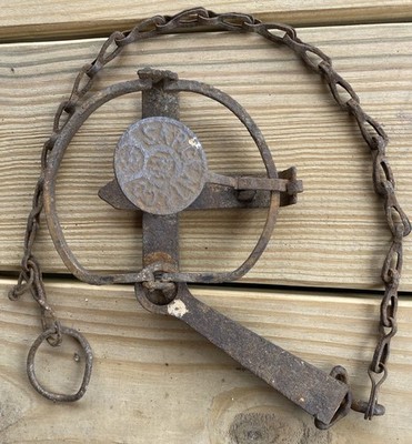 Vintage Sargent No 1 1/2 Cast Embossed Pan Long Spring Trap Trapping ...