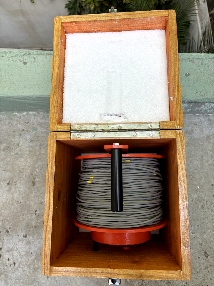 Piezometer Water Level Indicator Measuring depth Range 45 to 300 Meter ...