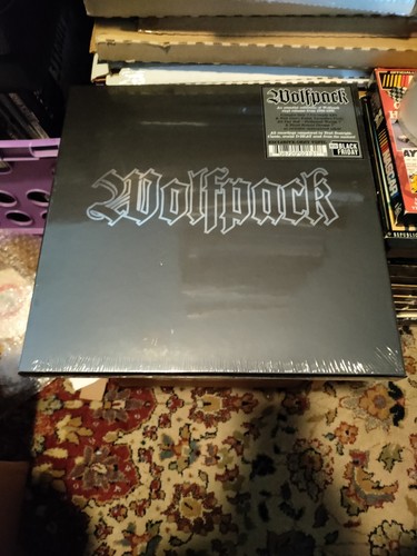 Wolfpack Vinyl Box Set RSD New Discharge Wolfbrigade Tragedy Dropdead ...