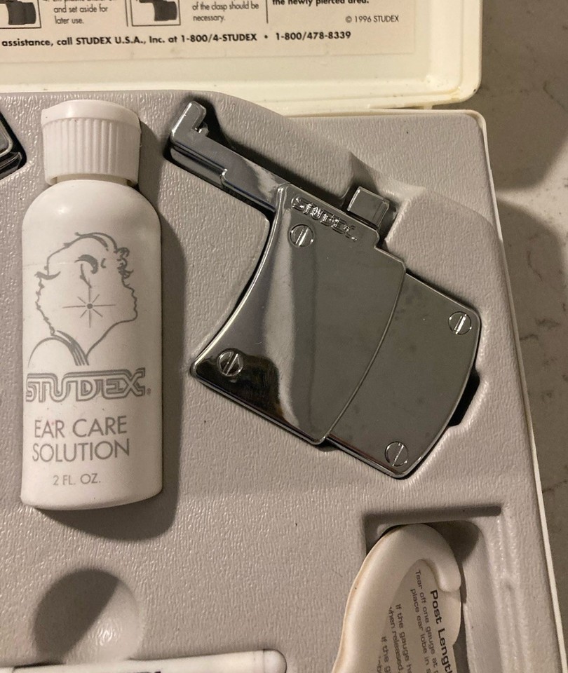 2 STUDEX Ear Piercing Gun Ear Piercing Device Ear Stud System 75 In ...