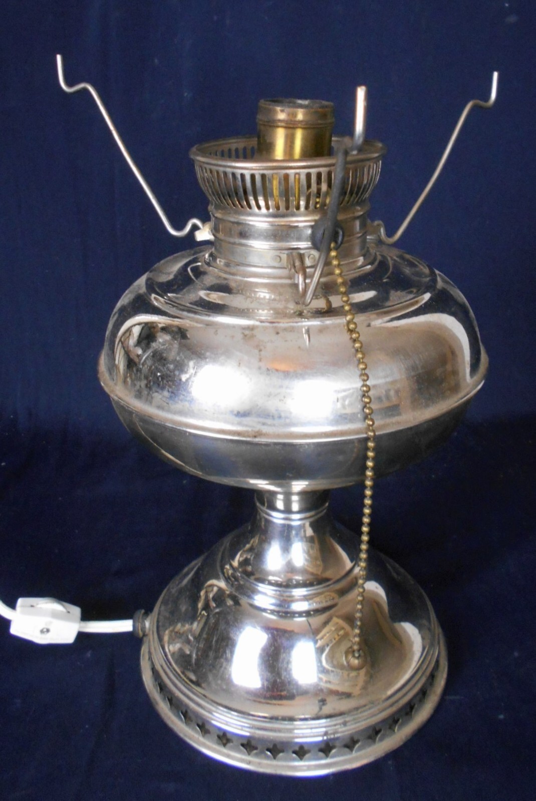 ANTIQUE NICKEL PLATE VICTORIAN "RAYO" OIL LAMP | eBay