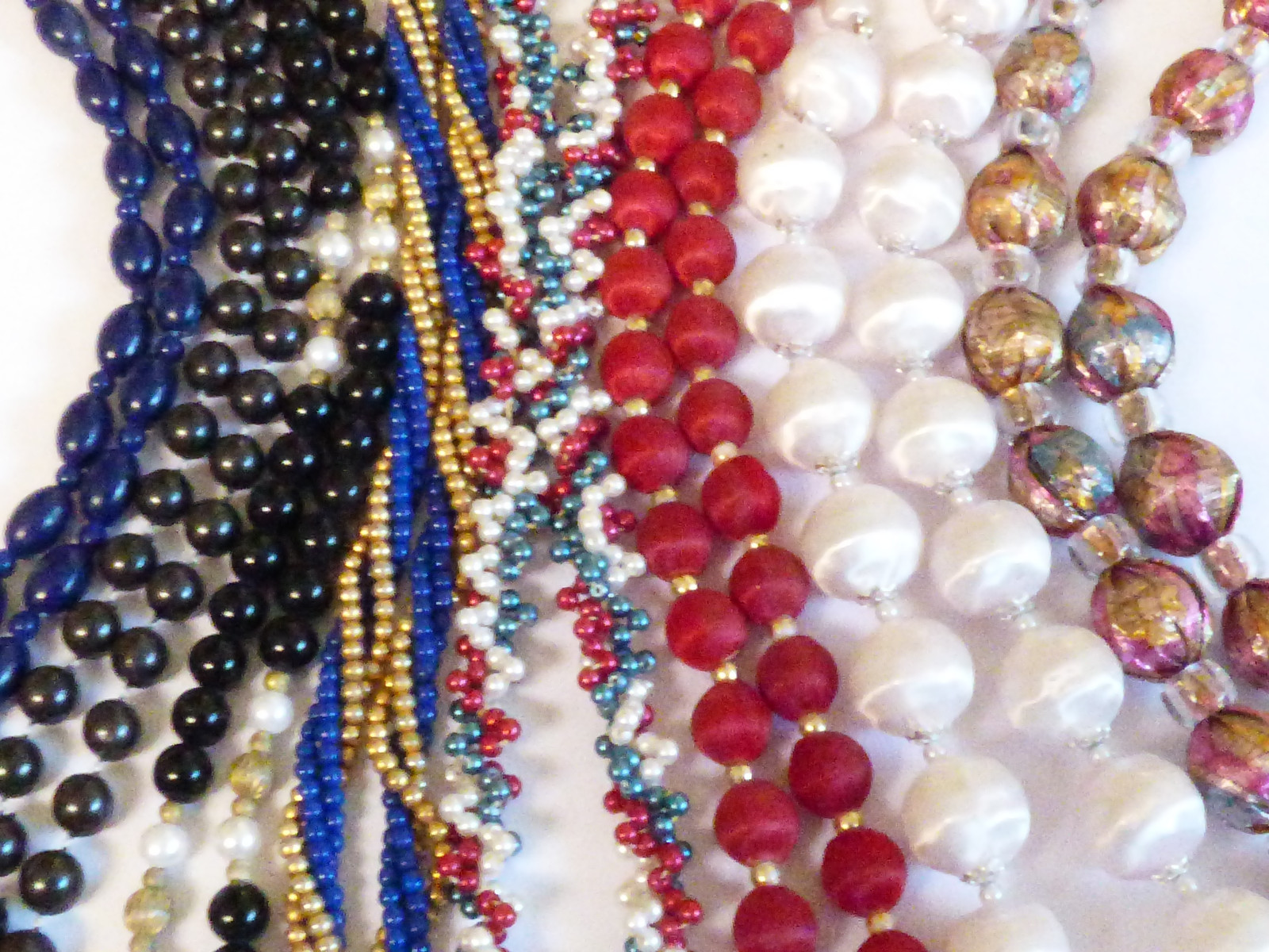 VTG lot of 8 Multi bright color fun fancy fashion strand Necklaces ...