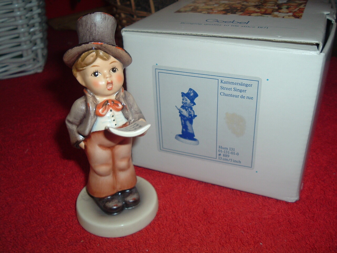 HUMMEL Street Singer, #131, TMK-6, NEW, Mint, w/Original Box | eBay