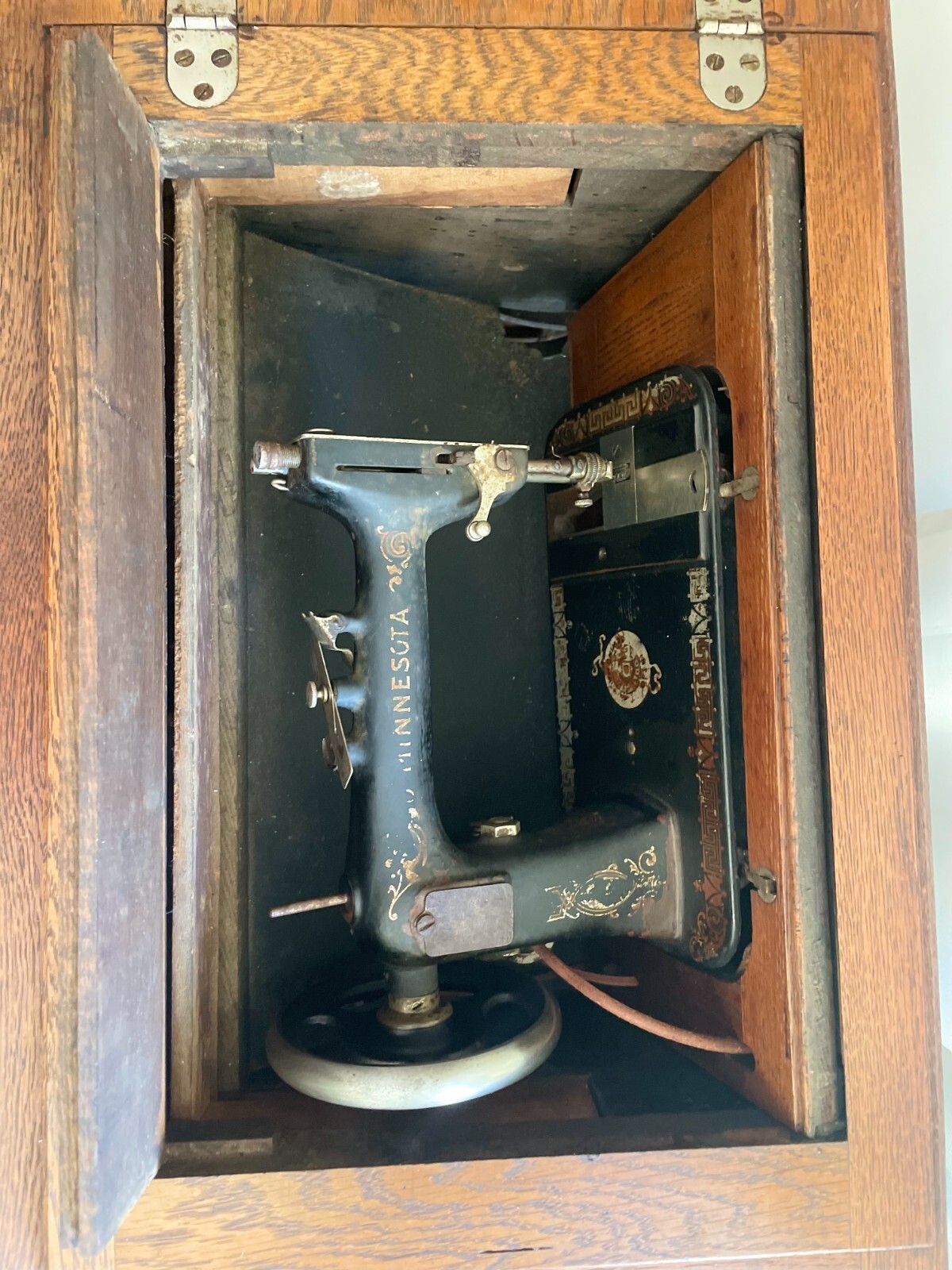 ANTIQUE MINNESOTA TREADLE MODEL D SEWING MACHINE | eBay