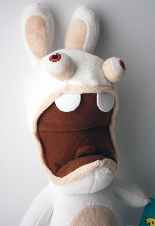 RARE RABBIDS SHOUTIN 14" PLUSH STUFFED TOY FIGURE PLAY BY PLAY UBISOFT ...