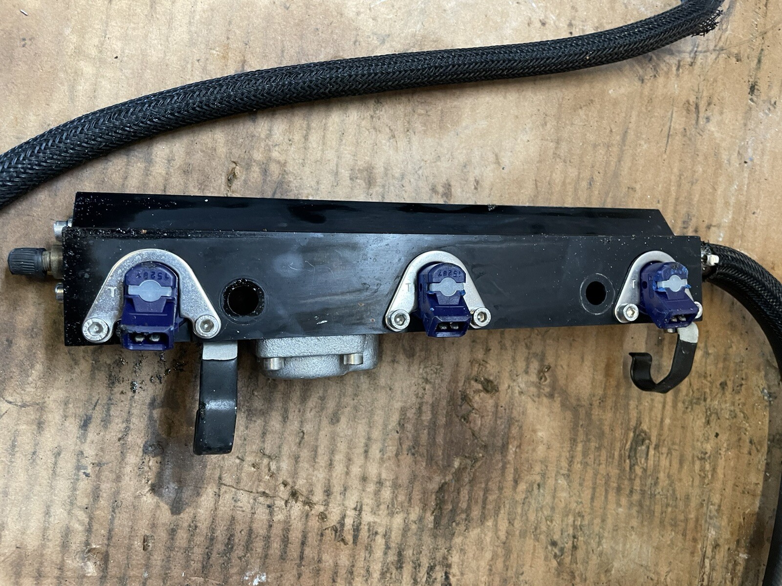 Mercury 135 150 HP 2.5 V6 Optimax 2 Stroke Outboard Fuel Rails With ...