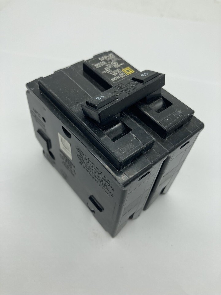 Square D Homeline 2P HOM215 20A 25A 30A 35A 40A 45A 50A 60A 70A Plug In ...