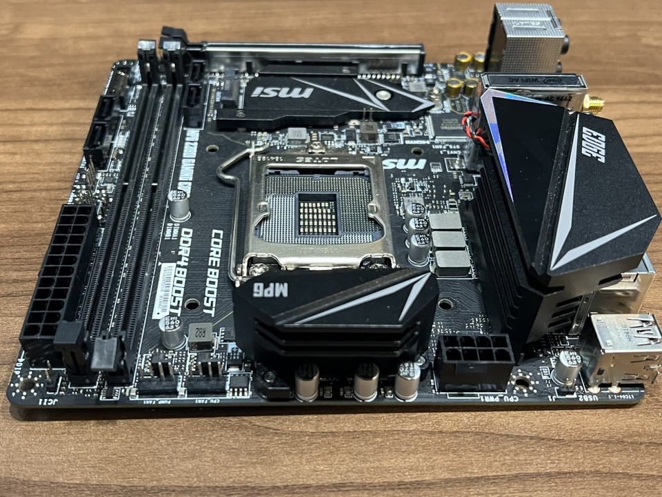 MSI MPG Z390I GAMING EDGE AC LGA 1151 Intel Z390 HDMI Mini ITX Intel ...