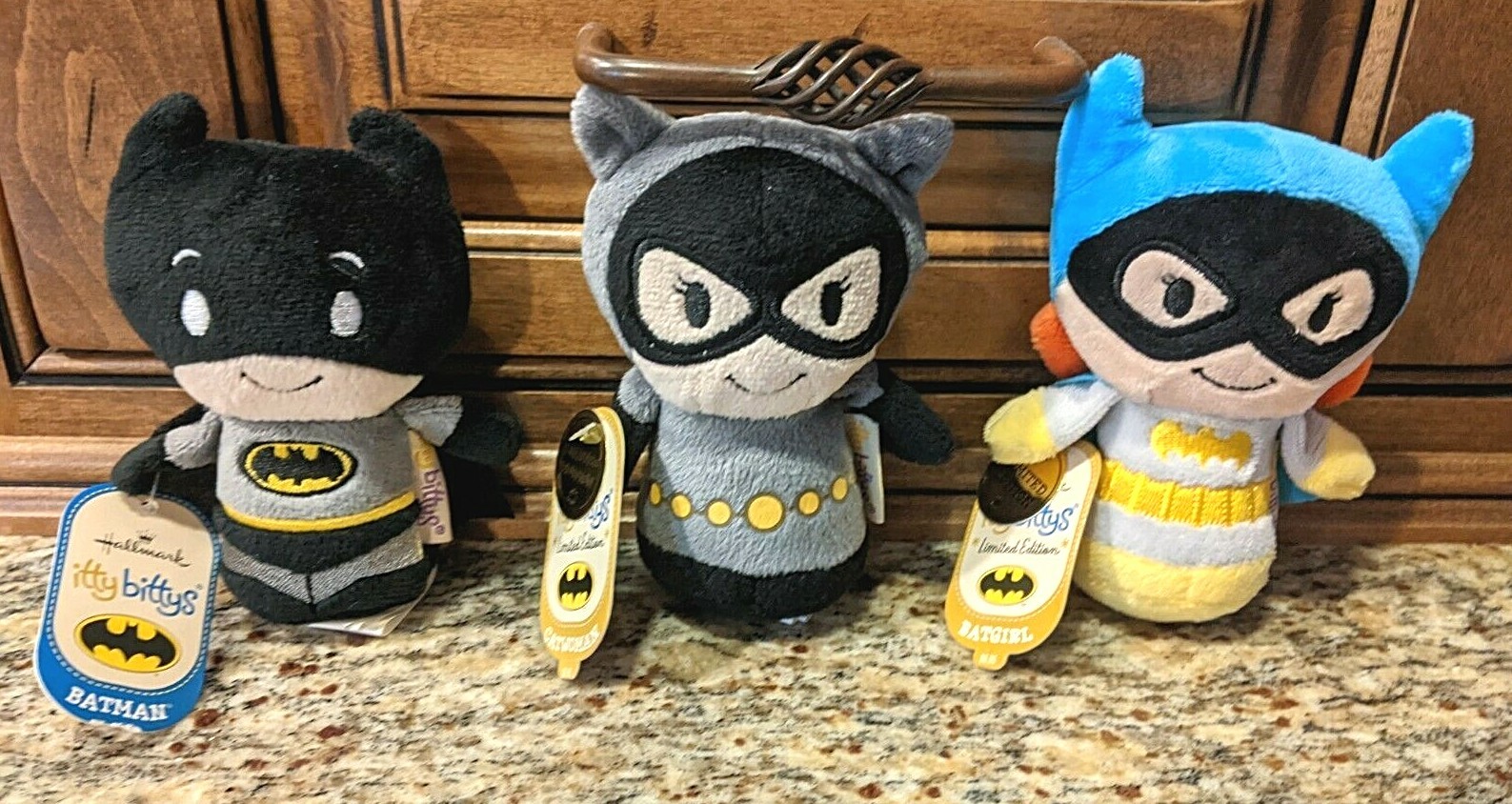NEW set 3 HALLMARK ITTY BITTY BATMAN CATWOMAN BATGIRL Plush DC ...