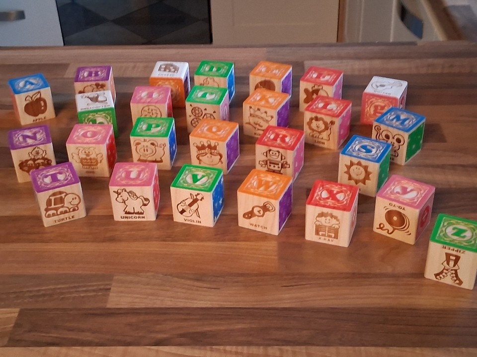 VINTAGE SET OF CHILD'S WOODEN BLOCKS IN GOOD CONDITION - CAPITAL ...