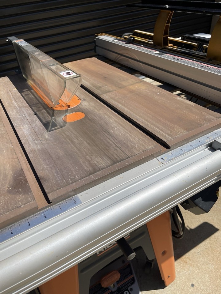 RIDGID TS 3650.... 13 Amp Cast Iron 10'' Table Saw WITH Bosch Router ...