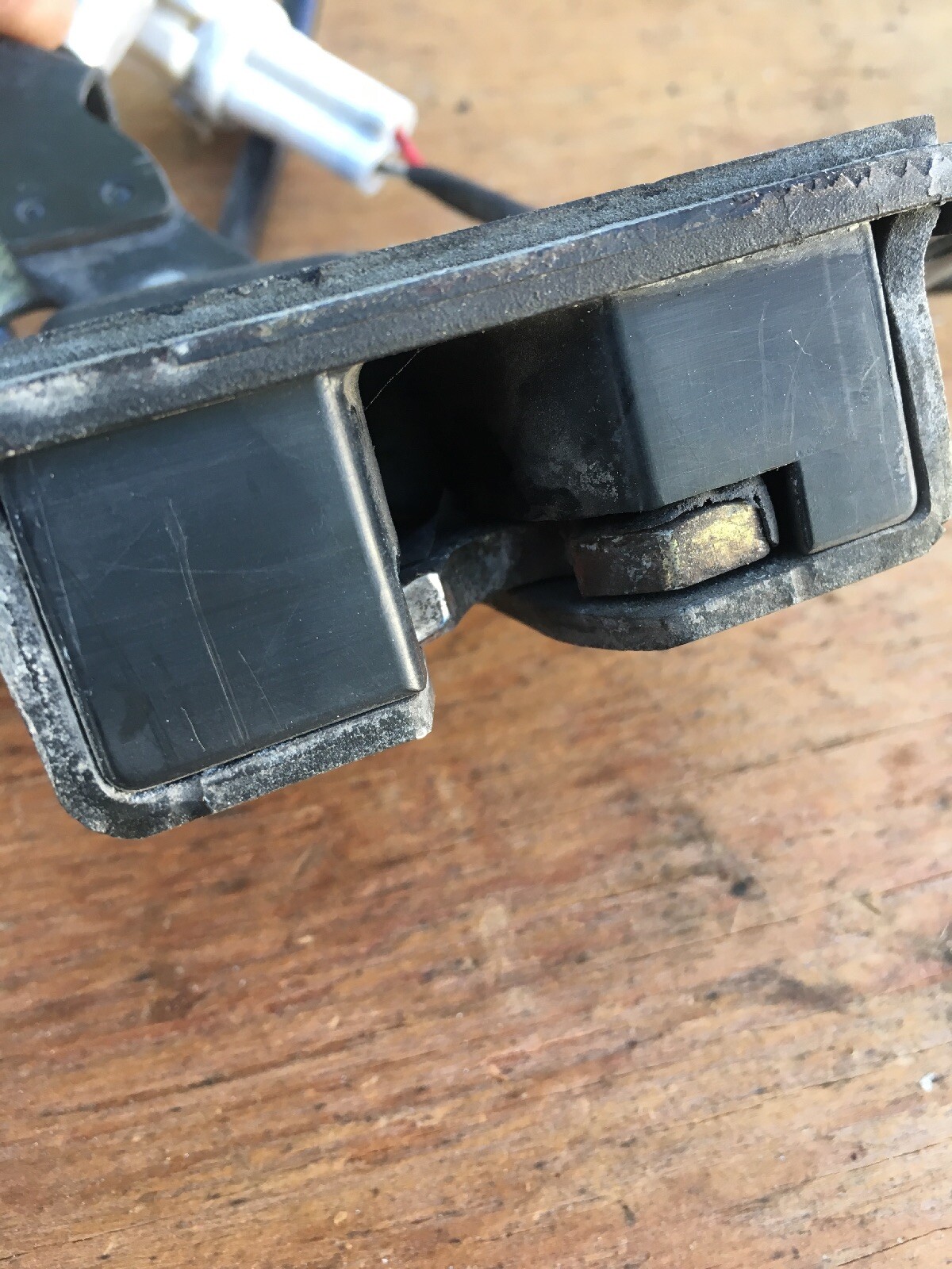 96 97 98 99 00 01 02 Toyota 4Runner Liftgate Rear Door Lock Latch ...