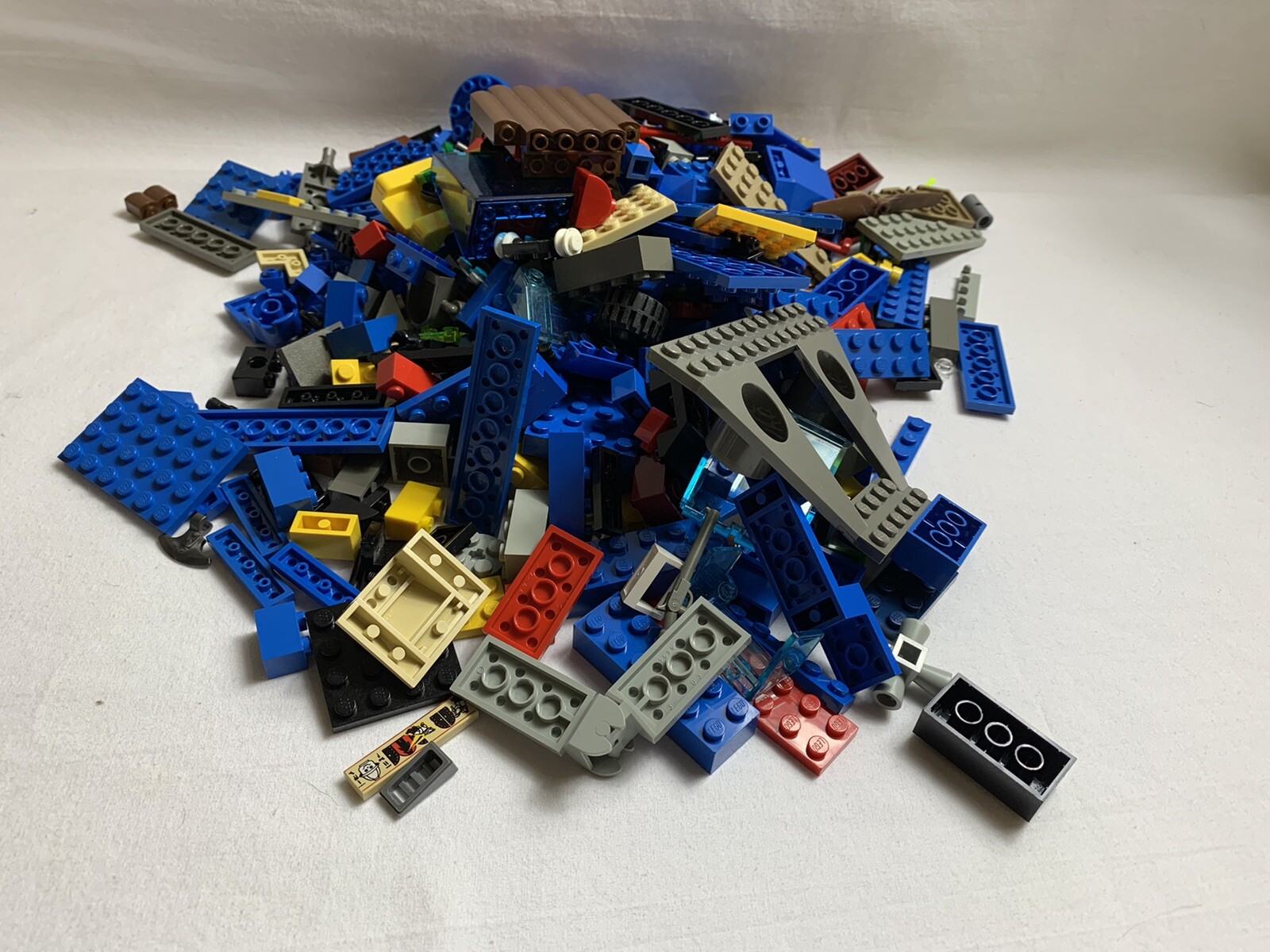 Lego Bulk Of 1 LB Lot Of 1 Pound Legos Mix Colors Building Blocks 245 ...