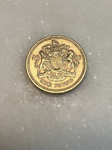 1983 Queen Elizabeth II 1£ Coin Royal Arms Upside Down Edge Error ...