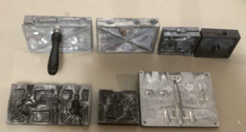 Vintage Lead Toy Molds 4 Complete Sets 3 Odd Pieces One Handle | eBay