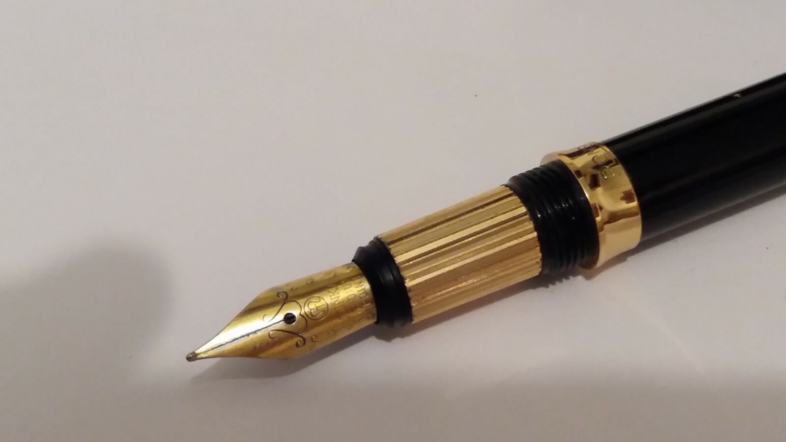 vintage Ronson fountain Pen Vintage Black Gold Color | eBay