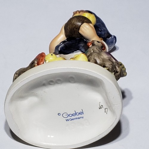 VTG Goebel Hummel #199/0 Feeding Time Girl Chicks TMK-6 Figurine W ...