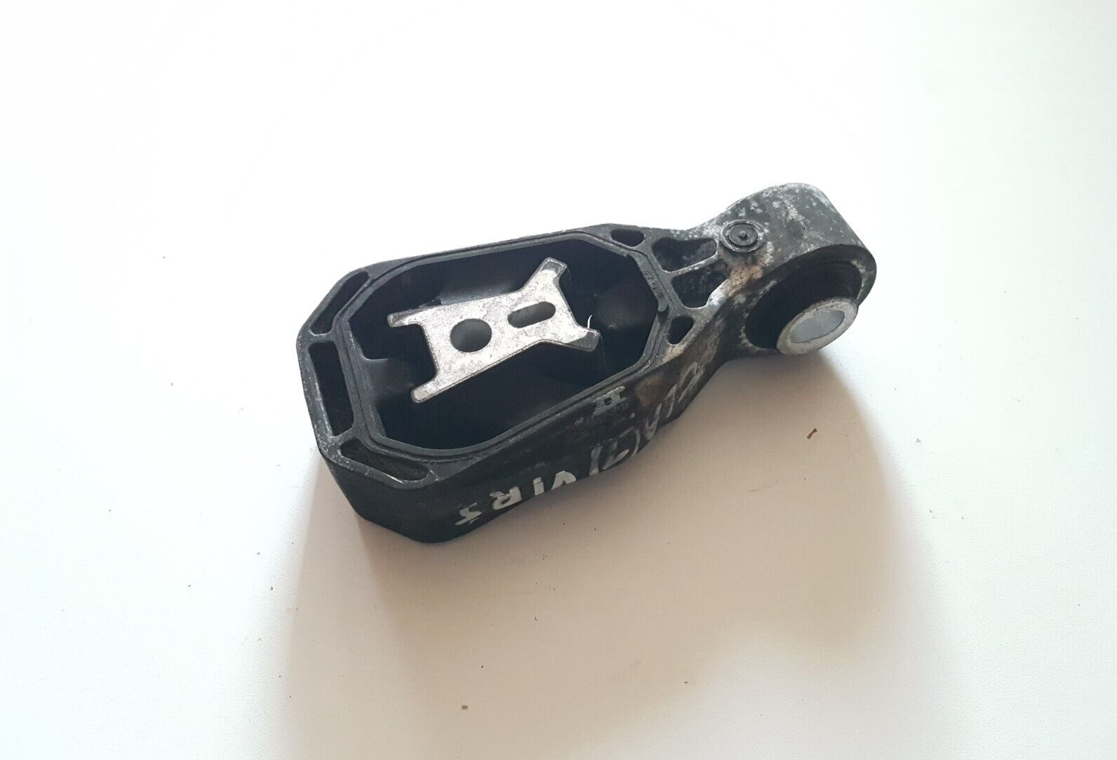 MERCEDES BENZ CLA 2021 RHD ENGINE MOUNT OEM A2472400400 | eBay