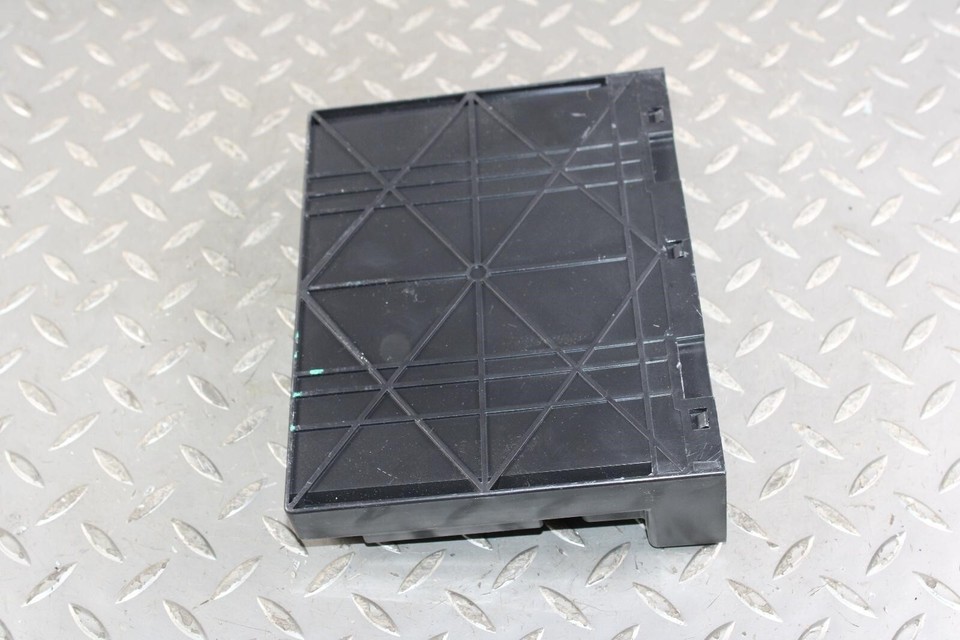 2017 Escalade Electronic Cabin Body Control Module BCM BCU Unit OEM ...