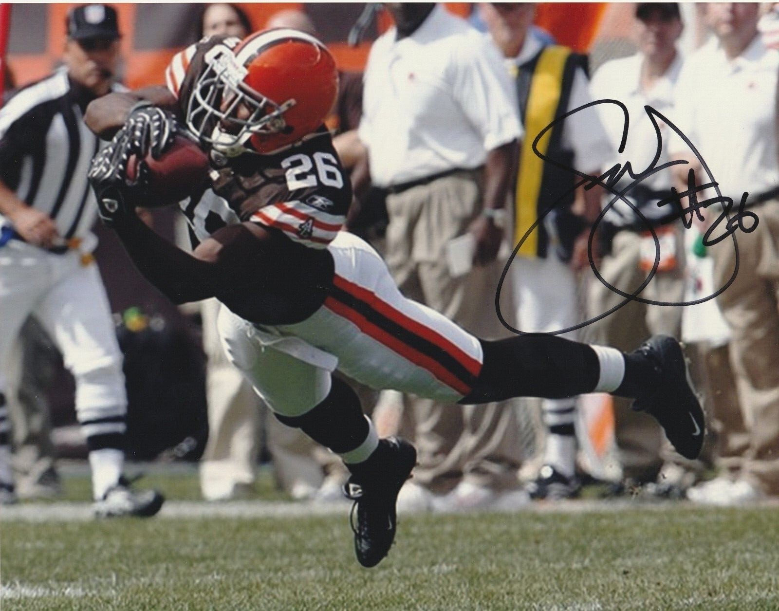 SEAN JONES CLEVELAND BROWNS ACTION SIGNED 8x10 | eBay