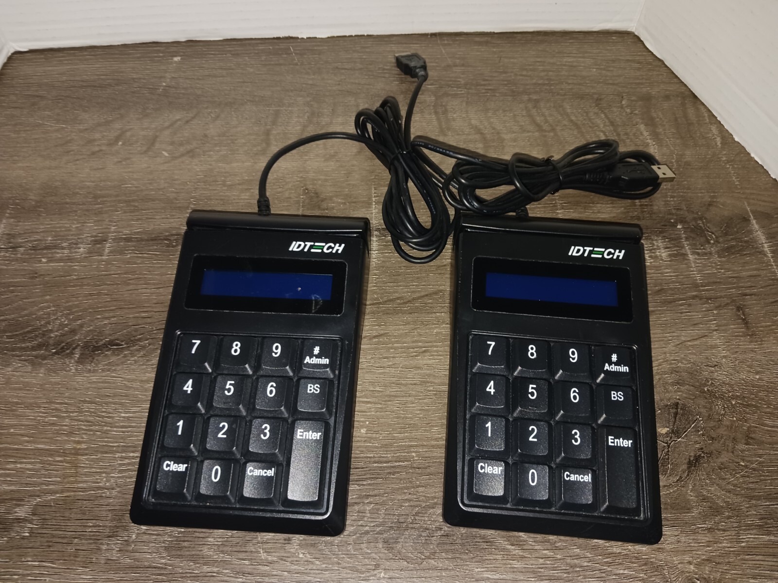 IDTECH SecureKey M130 POS Keyboard & Magstripe reader - IDKE-534833BE ...