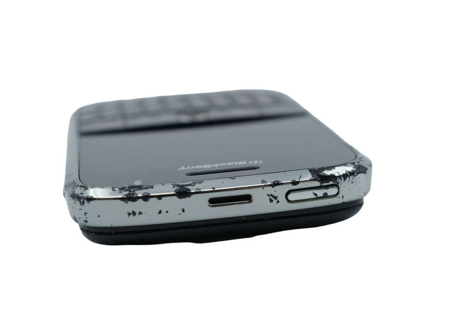 Lot of 2 BlackBerry Phones Bold 9000 & 9780 For Parts / No Battery ...